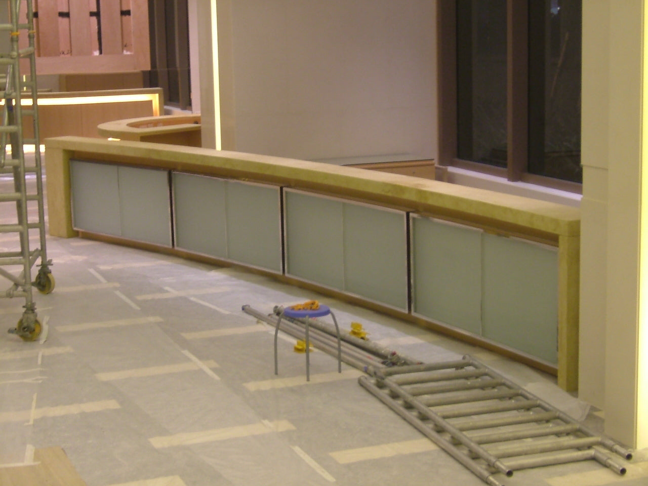 Rambler Crest︱ 藍澄灣 – HKLL Sculpture